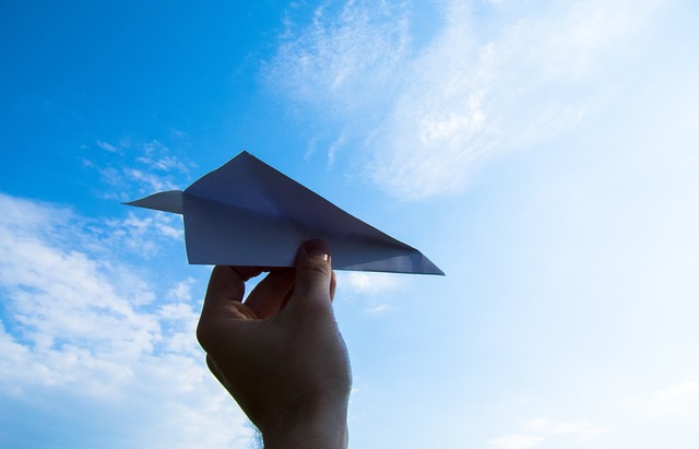 The Best Paper Airplane Kits: Everything You Need to Get Started - WoW Fold